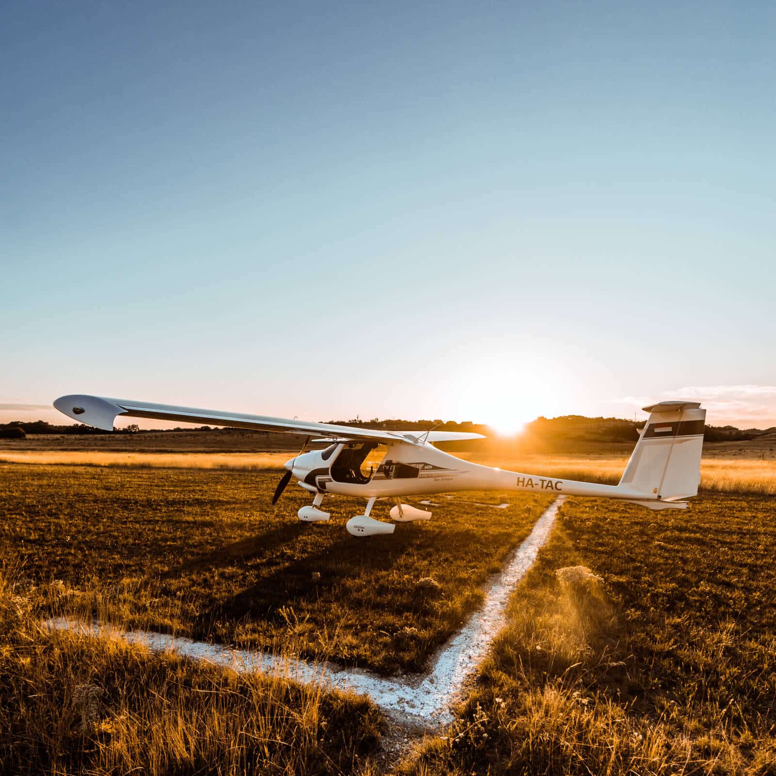Mentored Flight Hour Building - HourBuilding.aero